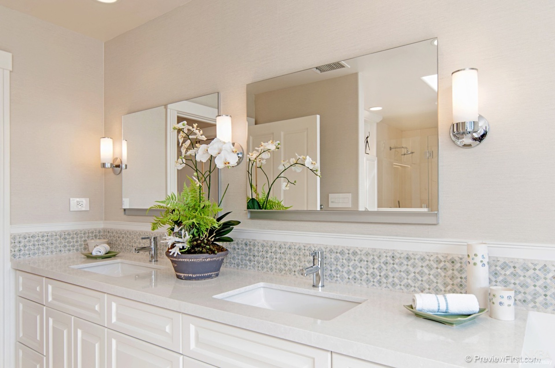 Craftsman Master Bathroom