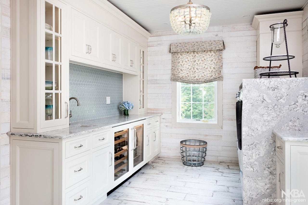 Seaside kitchen pantry store